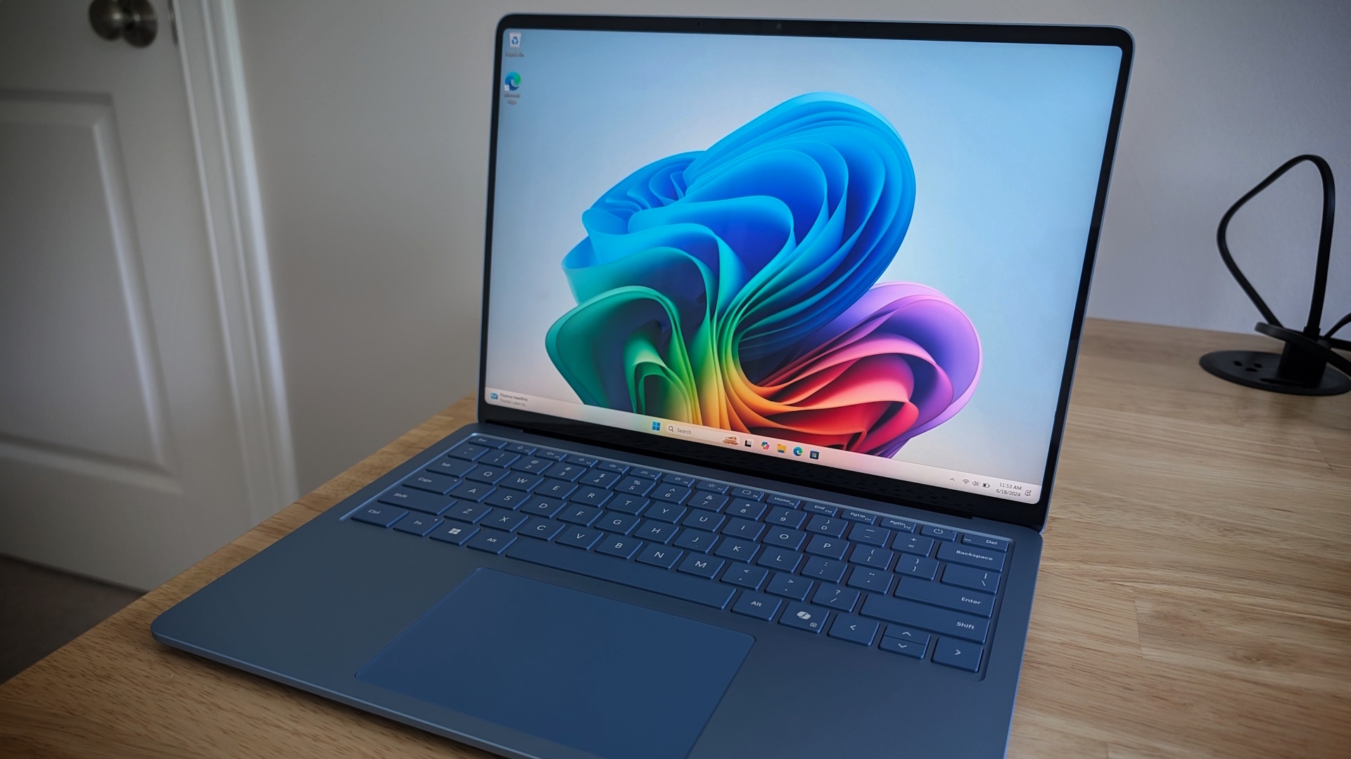 微软为 Copilot+ PC 用户推出新的人工智能驱动的 Windows 11 功能 - Mzdya.com